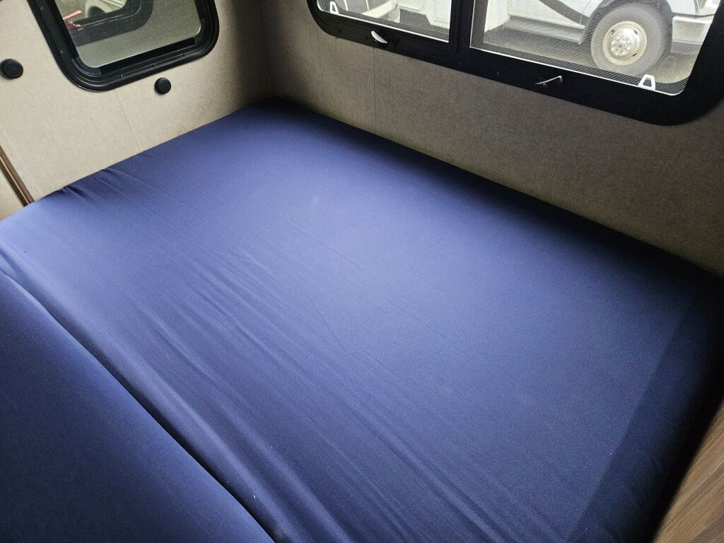 Used 2018 Dynamax Isata 3 Series 24FW Class C Diesel for sale in ...