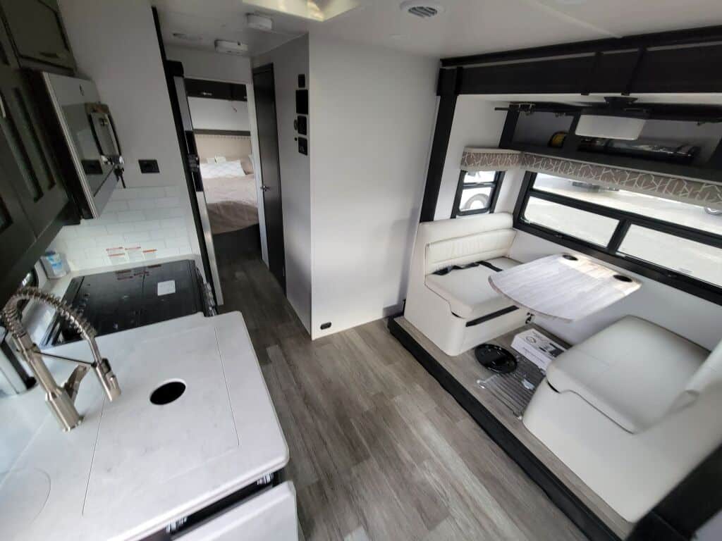 New 2024 Dynamax Isata 5 Series 28SS Super C for sale in, Sumner Wa, at ...