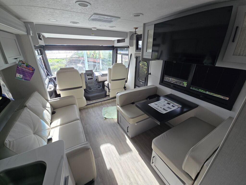 New 2025 Coachmen Pursuit 29SS Class A for sale in, Mt. Vernon Wa, at ...