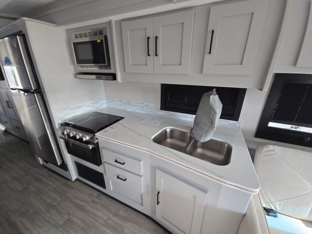 New 2025 Coachmen Pursuit 29SS Class A for sale in, Mt. Vernon Wa, at ...