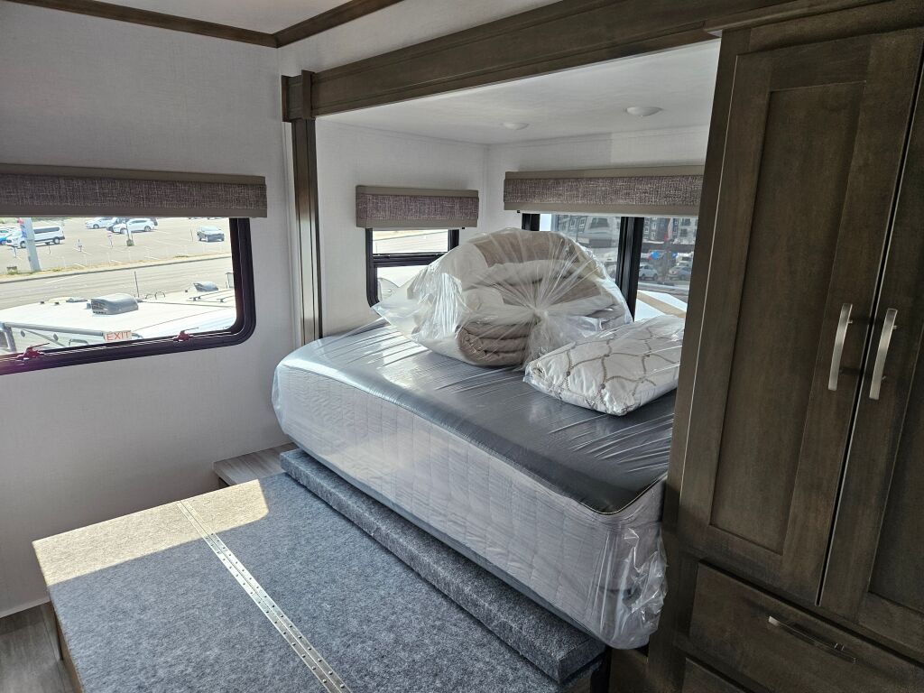 New 2025 Dynamax Isata 3 Series 24FW Class C Diesel for sale in ...