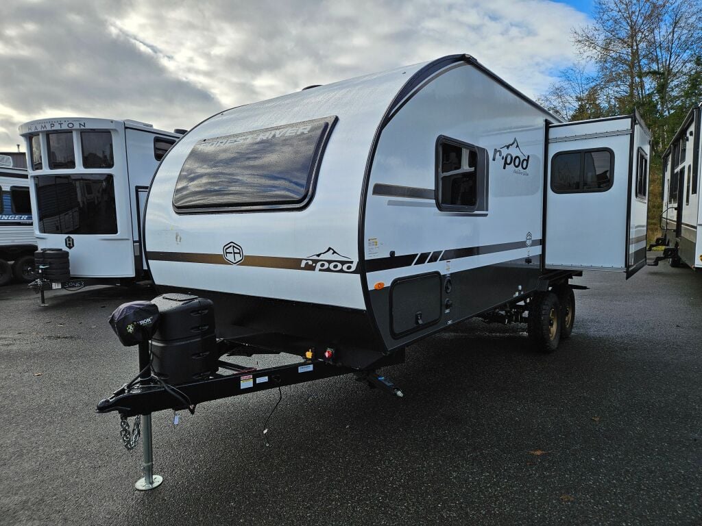 New 2025 Forest River R-Pod RP-202 Travel Trailer for sale in, Everett ...