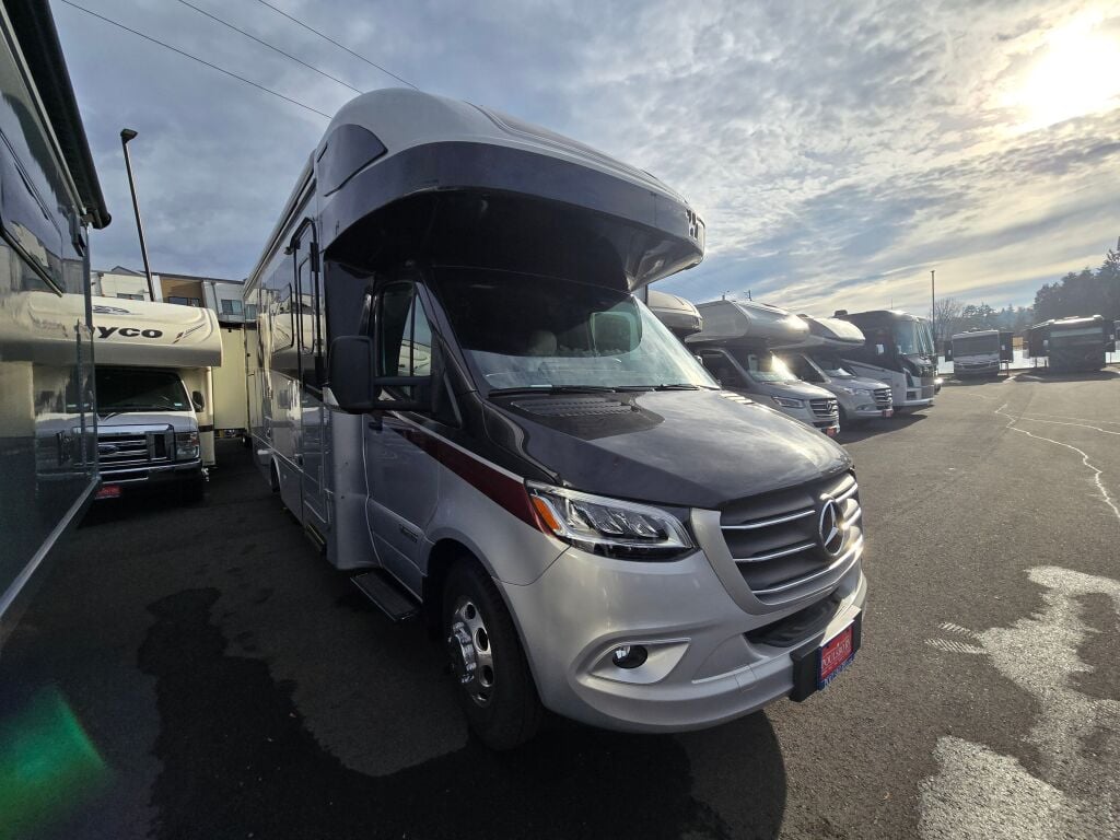 New 2025 Winnebago View 24T Class C Diesel for sale in, Kent Wa, at ...