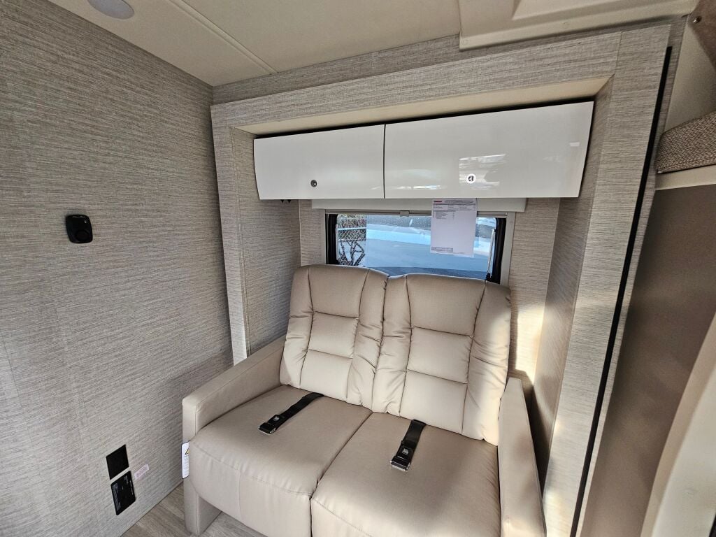 New 2025 Winnebago View 24V Class C Diesel for sale in, Sumner Wa, at ...