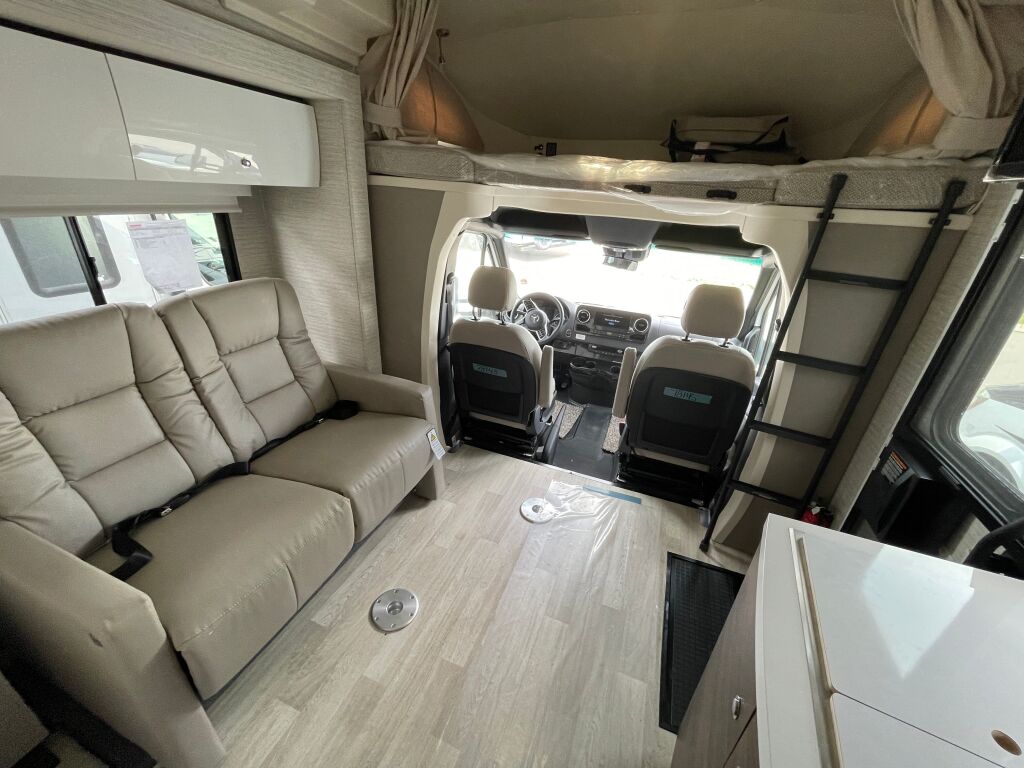 New 2025 Winnebago View 24V Class C Diesel for sale in, Sumner Wa, at ...