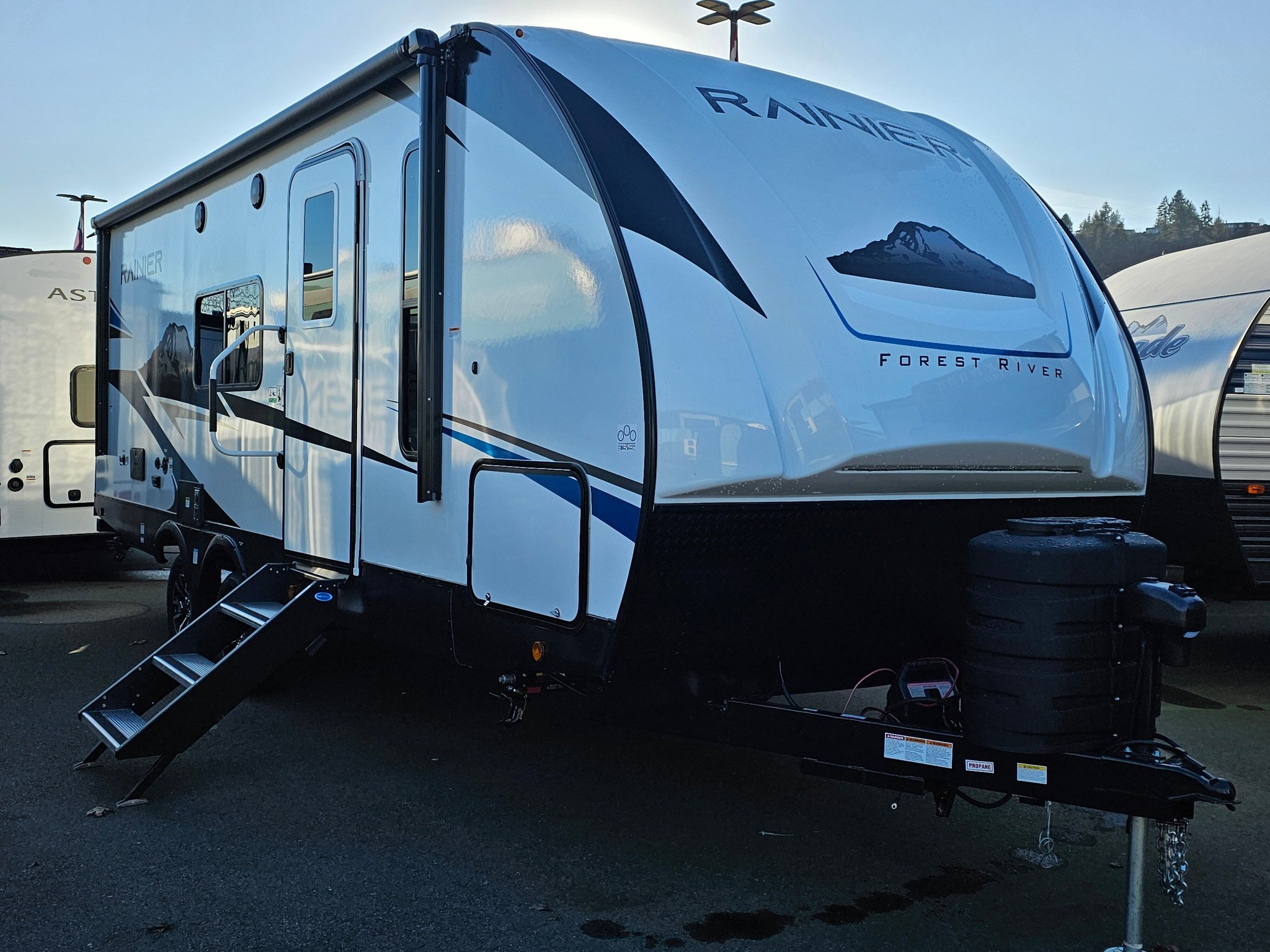 New 2025 Forest River Rainier 22ML Travel Trailer for sale in, Sumner Wa, at Poulsbo RV