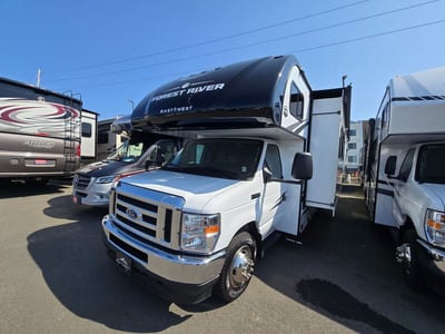 Poulsbo RV Kent Store