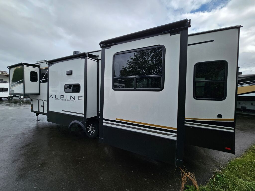 New 2025 Keystone Alpine Avalanche Edition 338GK Fifth Wheel for sale ...
