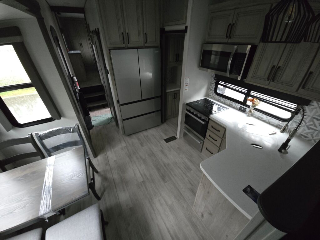 New 2025 Keystone Alpine Avalanche Edition 346FL Fifth Wheel for sale ...