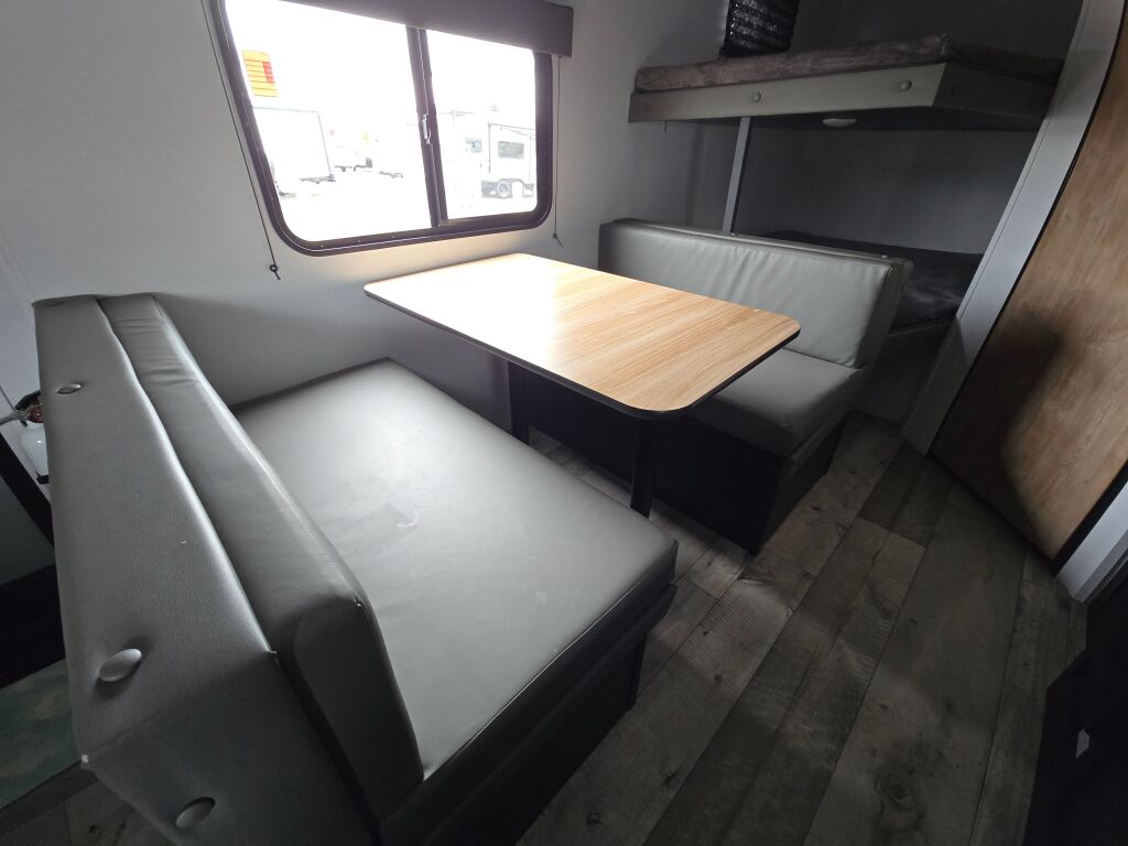 Used 2022 Keystone Springdale Mini 2010BH Travel Trailer for sale in ...