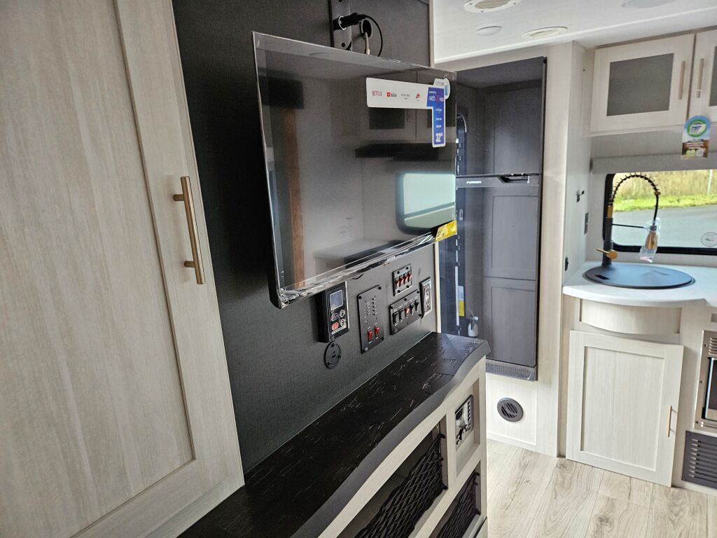 New 2025 Forest River R-Pod RP-202 Travel Trailer for sale in, Everett ...