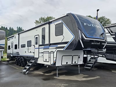 Poulsbo RV Sumner Store