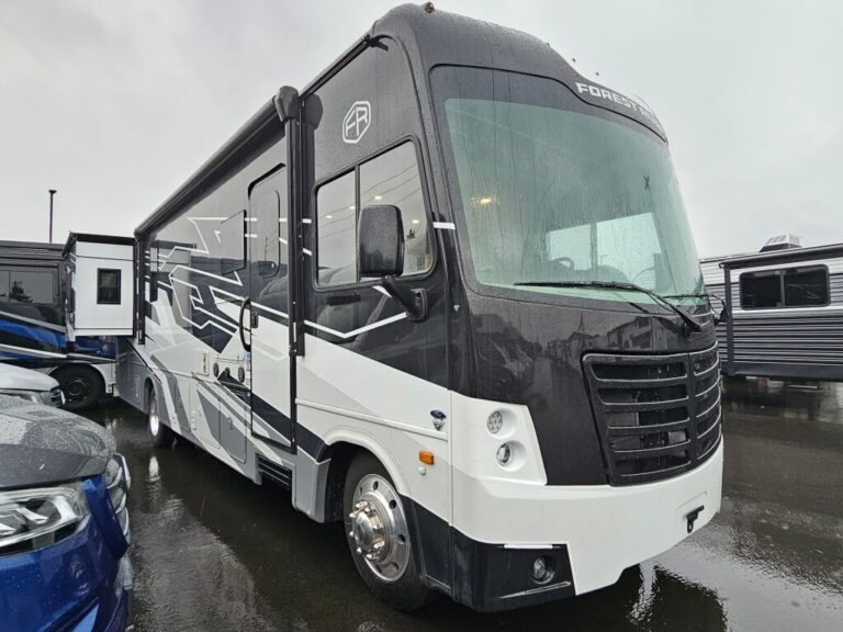Poulsbo RV Kent Store