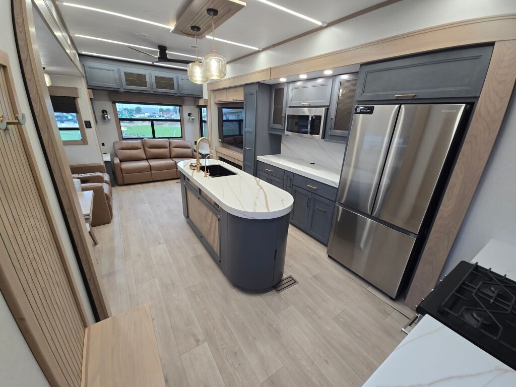 New 2026 Crossroads Redwood 412GK Fifth Wheel for sale in, Mt. Vernon ...