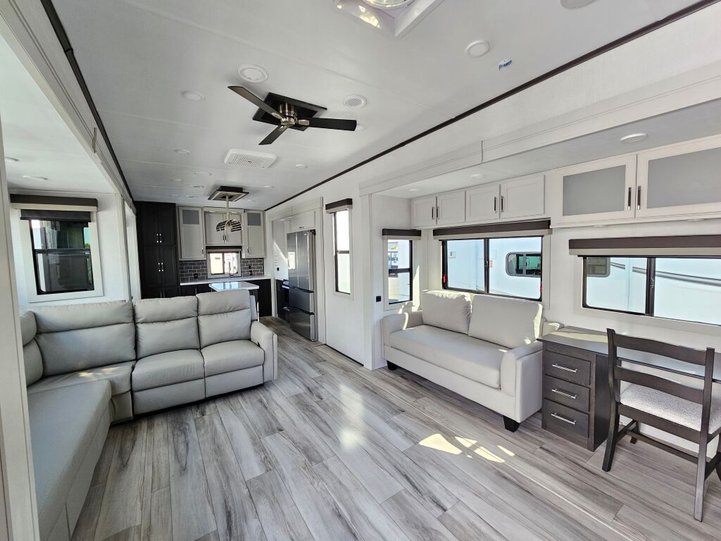 New 2026 Keystone Alpine Avalanche Edition 366LS Fifth Wheel for sale ...