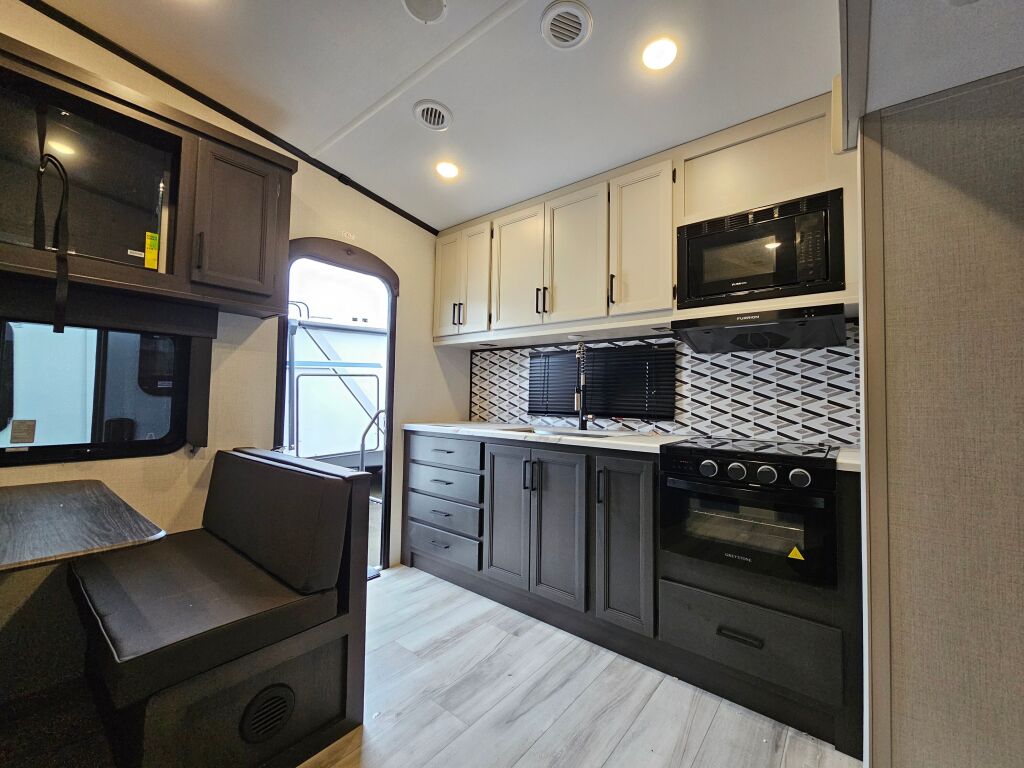 New 2026 Keystone Arcadia 21SRK Fifth Wheel for sale in, Sumner Wa, at ...