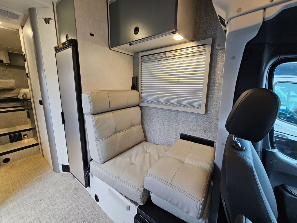 Used 2025 Winnebago Ekko 23B Class B Diesel for sale in, Sumner Wa, at ...