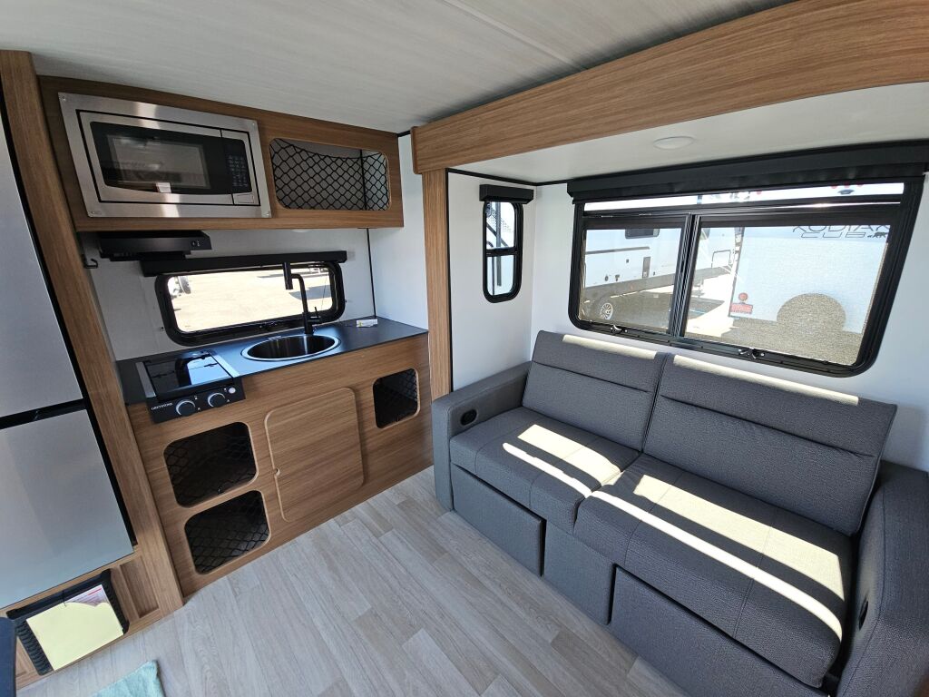 New 2026 Keystone Reign 19RK Travel Trailer for sale in, Mt. Vernon Wa ...