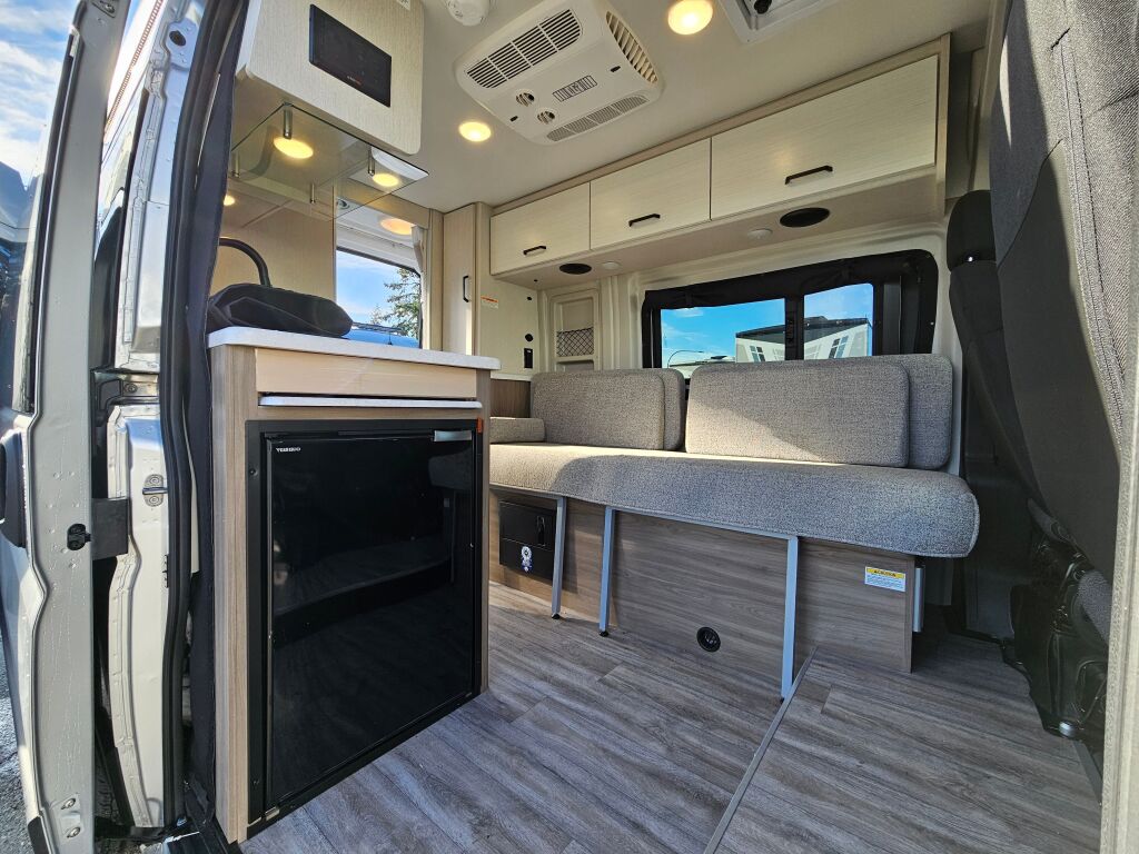Used 2026 Thor Motor Coach Scope 18M Class B for sale in, Kent Wa, at ...