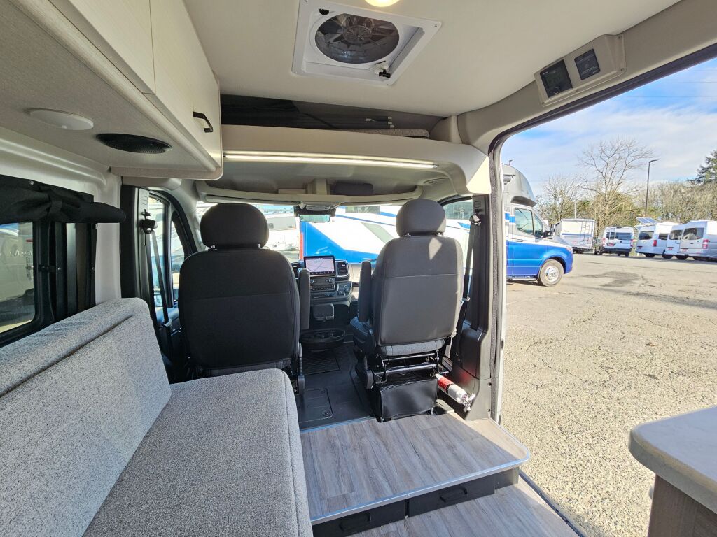 Used 2026 Thor Motor Coach Scope 18M Class B for sale in, Kent Wa, at ...