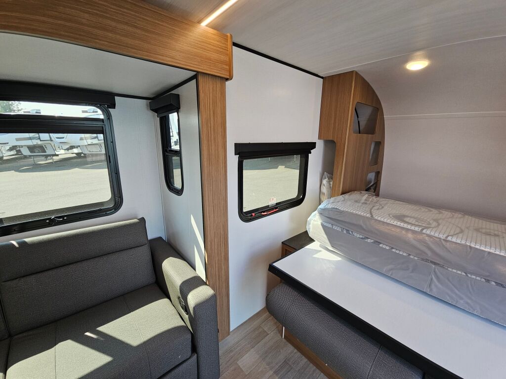 New 2026 Keystone Reign 18RB Travel Trailer for sale in, Kent Wa, at ...