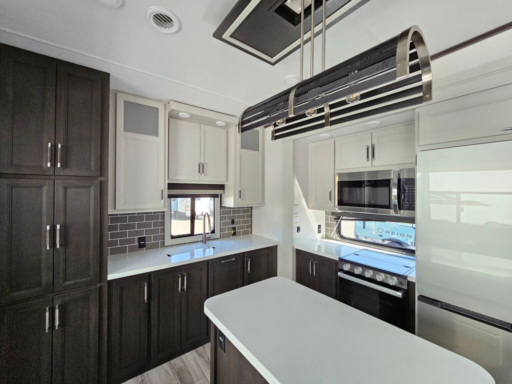 New 2026 Keystone Alpine Avalanche Edition 366LS Fifth Wheel for sale ...