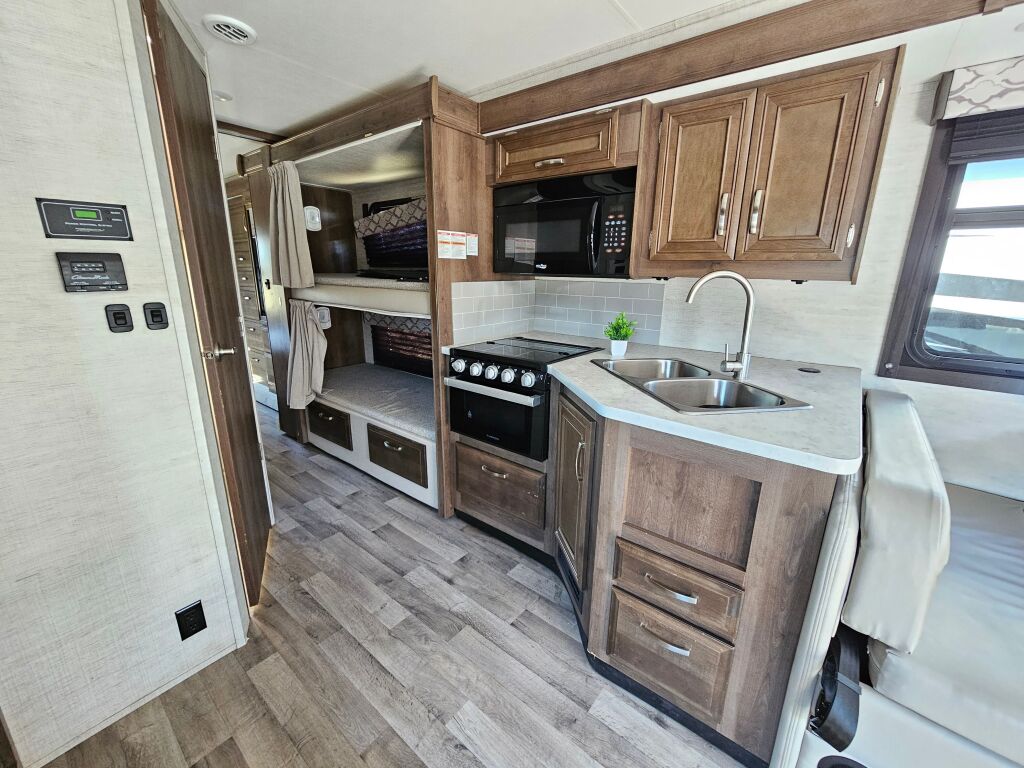 Used 2022 Jayco Redhawk 31F Class C for sale in, Everett Wa, at Poulsbo RV