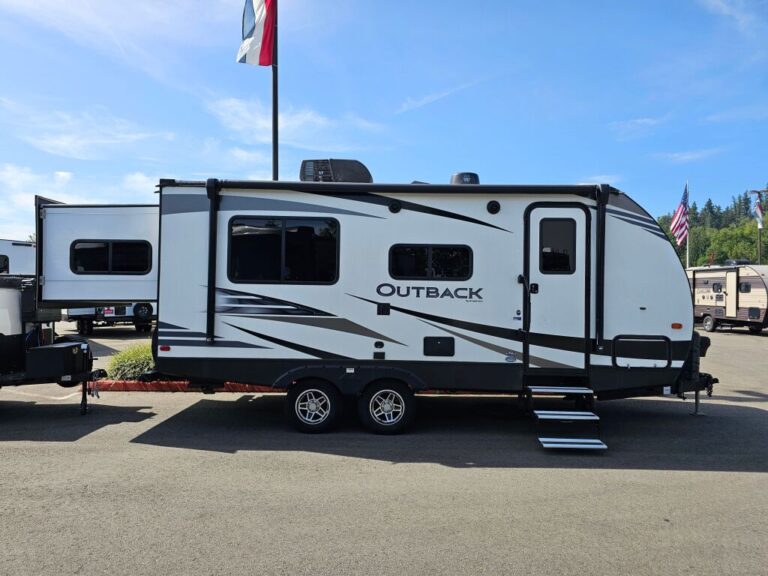 Used 2020 Keystone Outback Ultra-Lite 210URS Travel Trailer for sale in ...