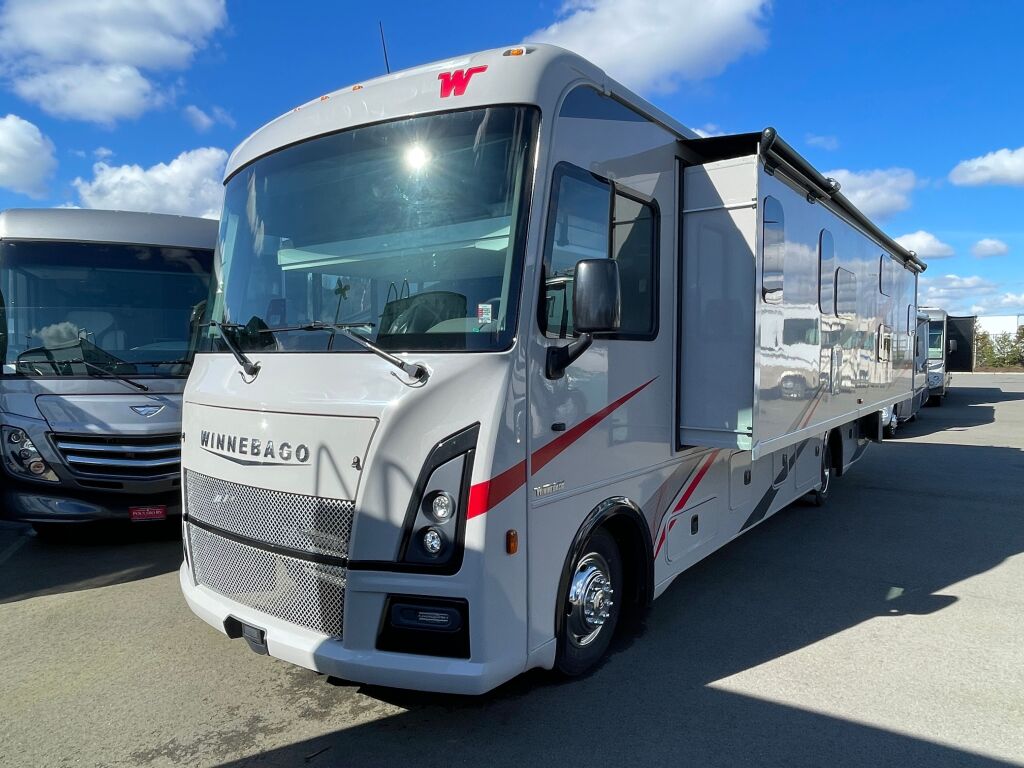 New 2024 Winnebago Vista 31B Class A for sale in, Kent Wa, at Poulsbo RV