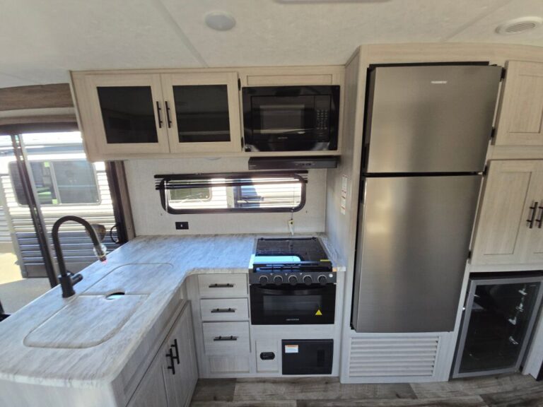New 2026 Crossroads Zinger ZR390DB Travel Trailer for sale in, Sumner ...