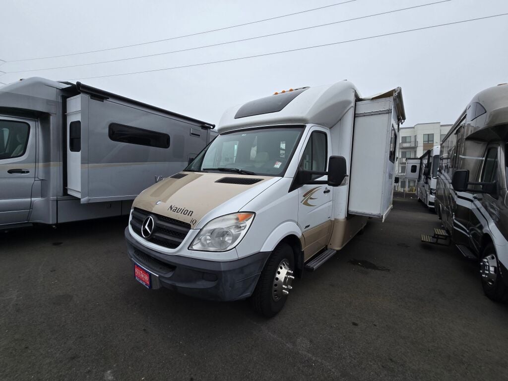 Class C Motorhomes For Sale. New & Used at Poulsbo RV in Wa.