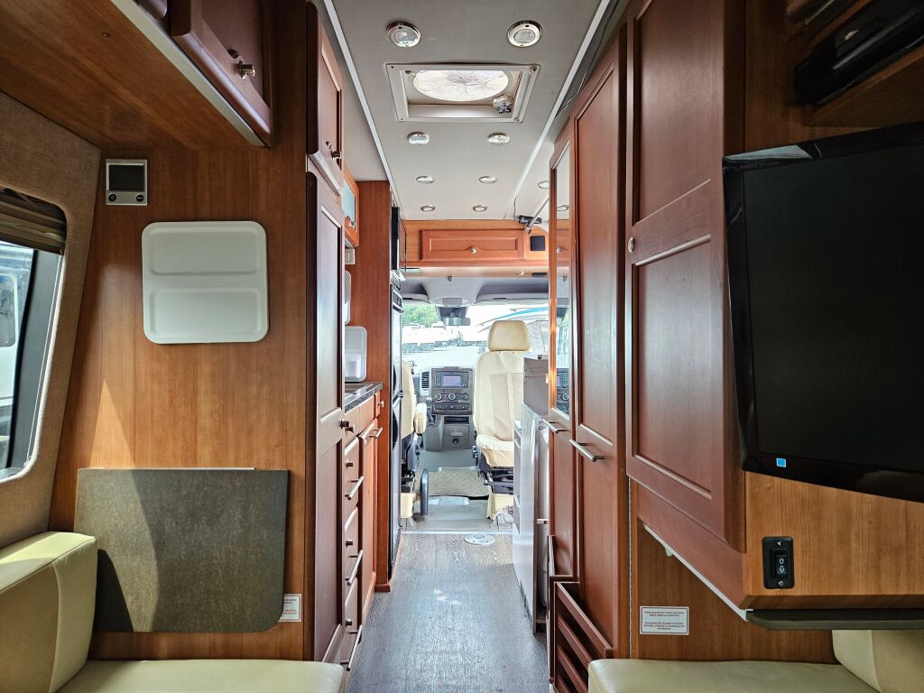 Used 2015 Roadtrek RT Adventurous CS Class B Diesel for sale in ...