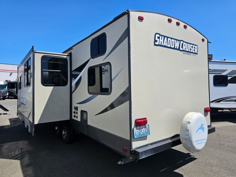 Used 2017 Cruiser RV Shadow Cruiser 280QBS Travel Trailer for sale in ...