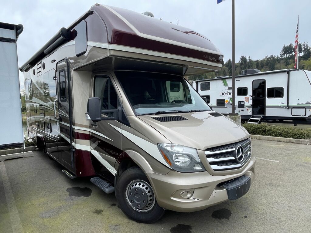 Class C Motorhomes For Sale. New & Used at Poulsbo RV in Wa.