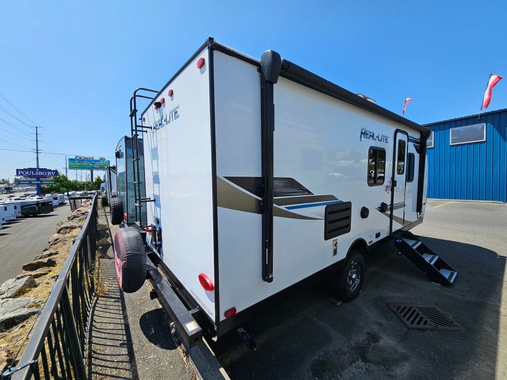 Used 2022 Palomino Real-Lite Mini RL-189 Travel Trailer for sale in ...