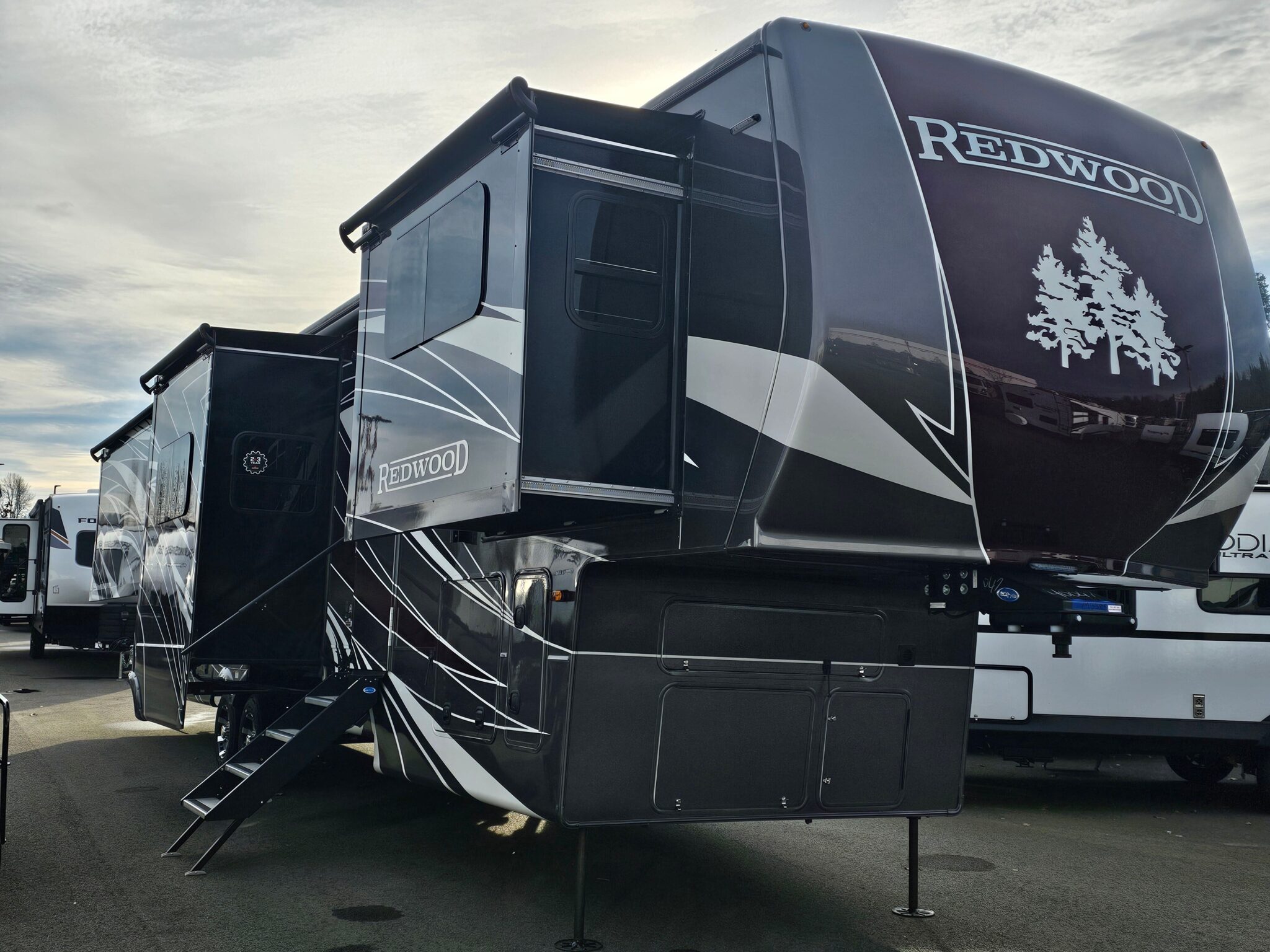 Redwood | Poulsbo RV, Four locations in Washington
