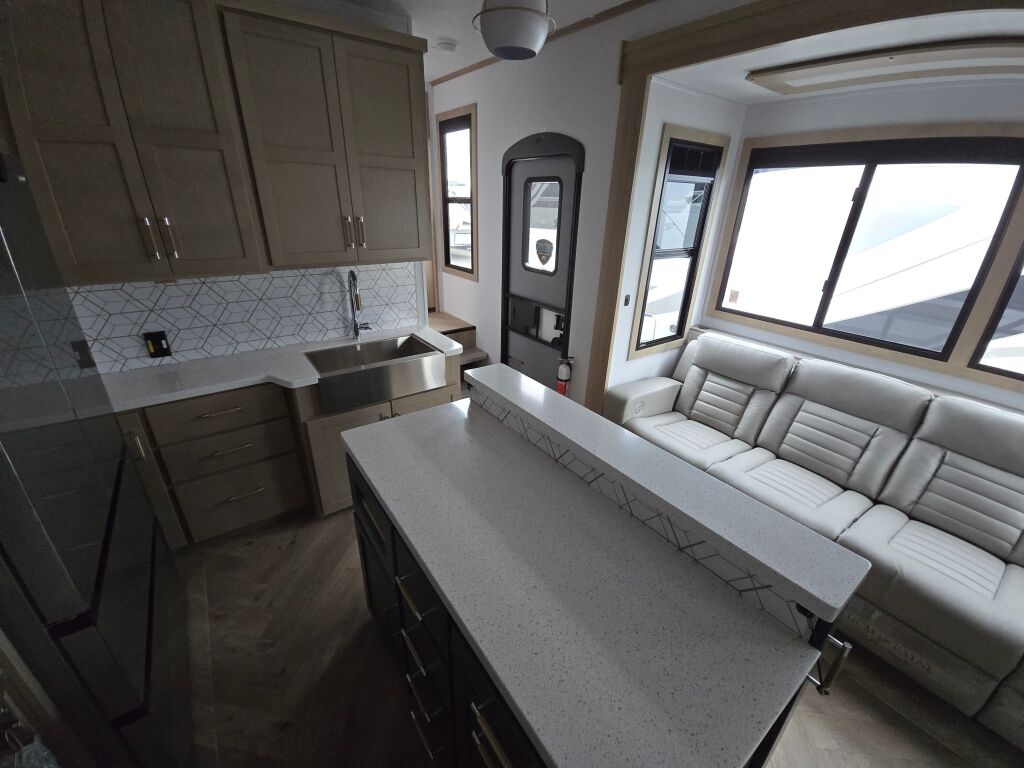 New 2025 Keystone Raptor 415 Toy Hauler, Fifth Wheel for sale in, Mt ...