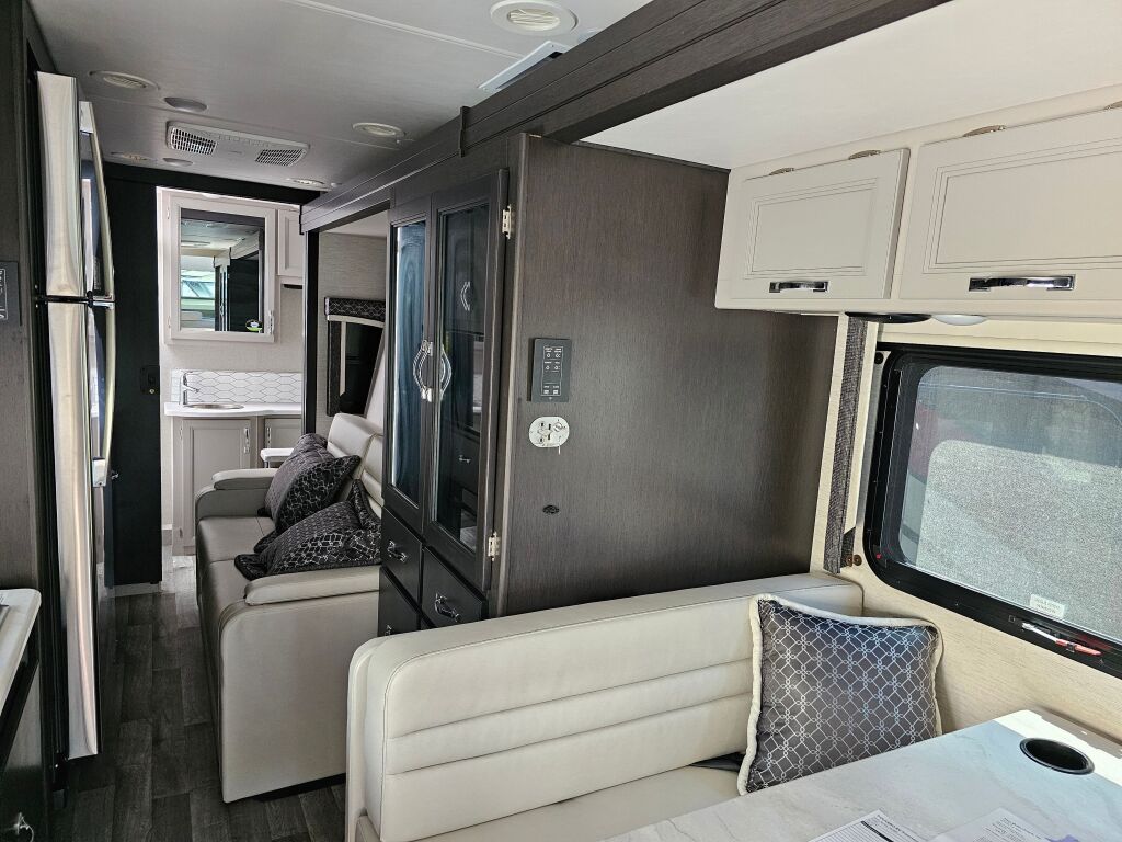 New 2025 Thor Motor Coach Omni AX29 Super C for sale in, Sumner Wa, at ...