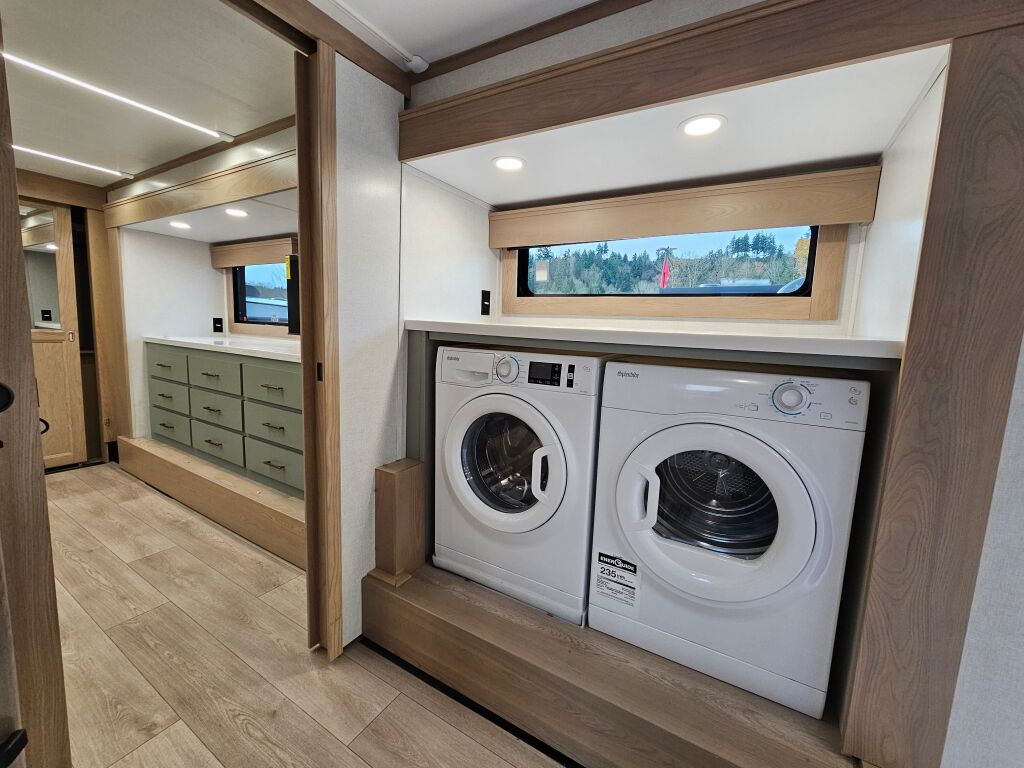 New 2026 Crossroads Redwood 371RL Fifth Wheel for sale in, Sumner Wa ...