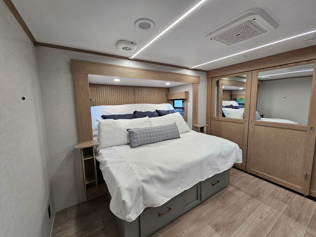 New 2026 Crossroads Redwood 371RL Fifth Wheel for sale in, Sumner Wa ...