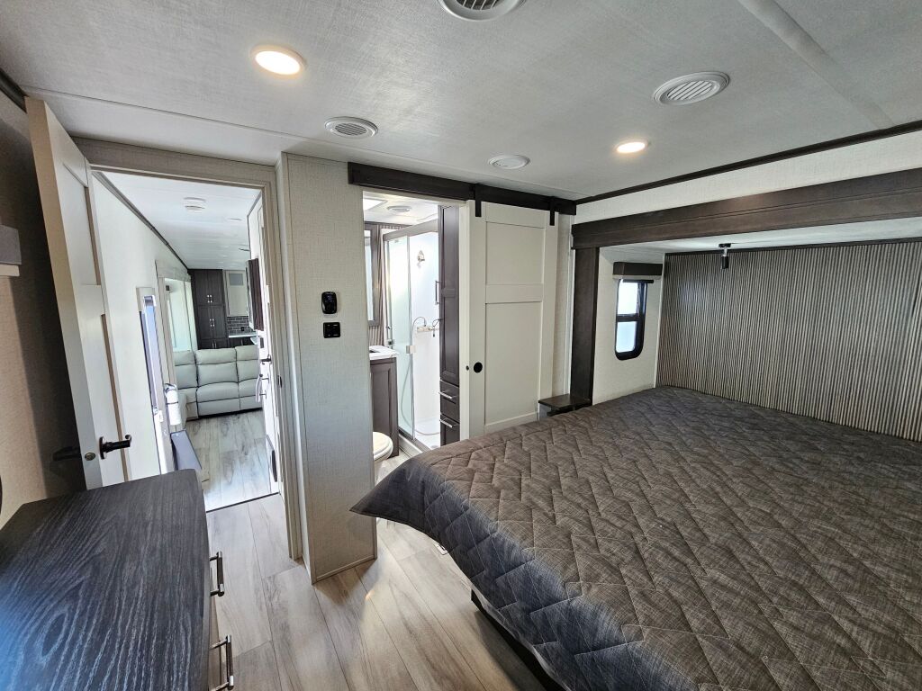 New 2026 Keystone Alpine Avalanche Edition 366LS Fifth Wheel for sale ...