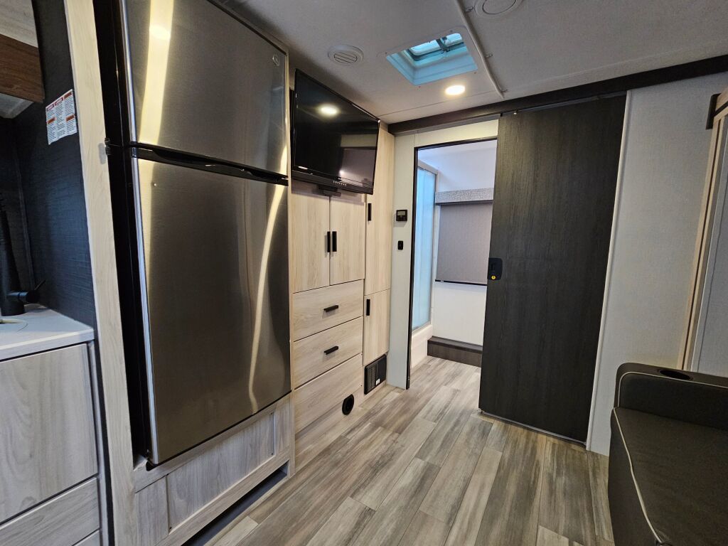 Used 2023 FOREST RIVER SUNSEEKER 2400T Class C for sale in, Kent Wa, at ...