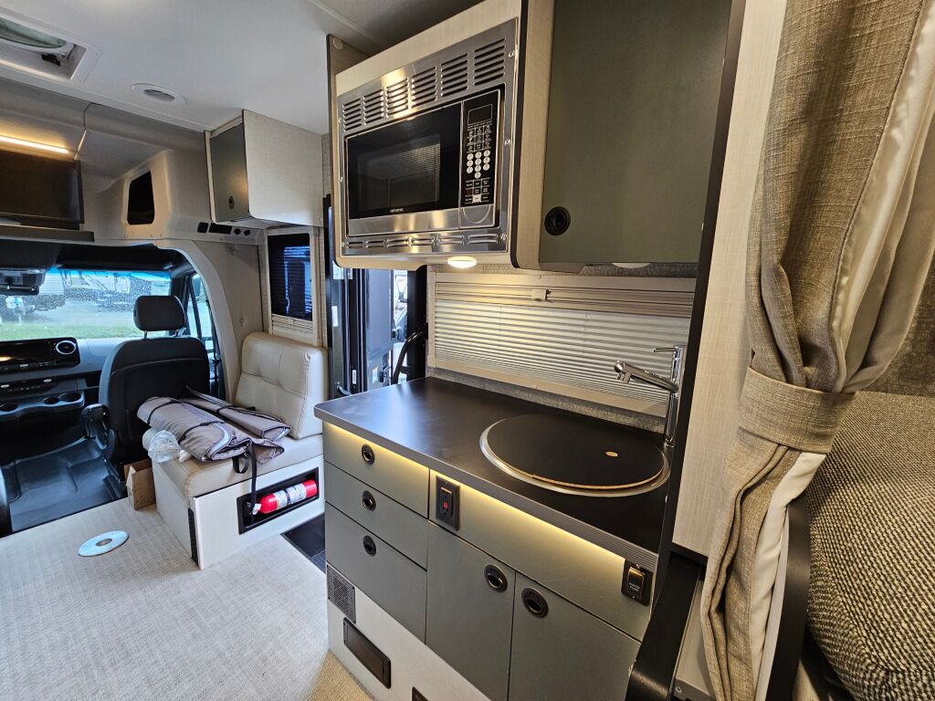 Used 2025 Winnebago Ekko 23B Class B Diesel for sale in, Sumner Wa, at ...
