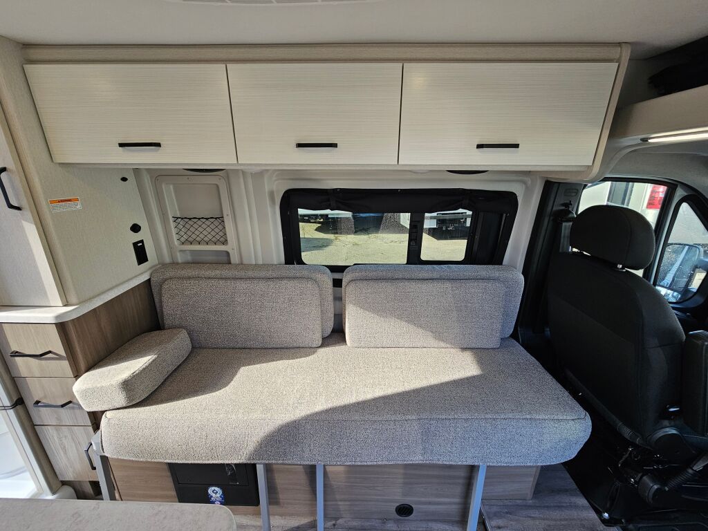 Used 2026 Thor Motor Coach Scope 18M Class B for sale in, Kent Wa, at ...