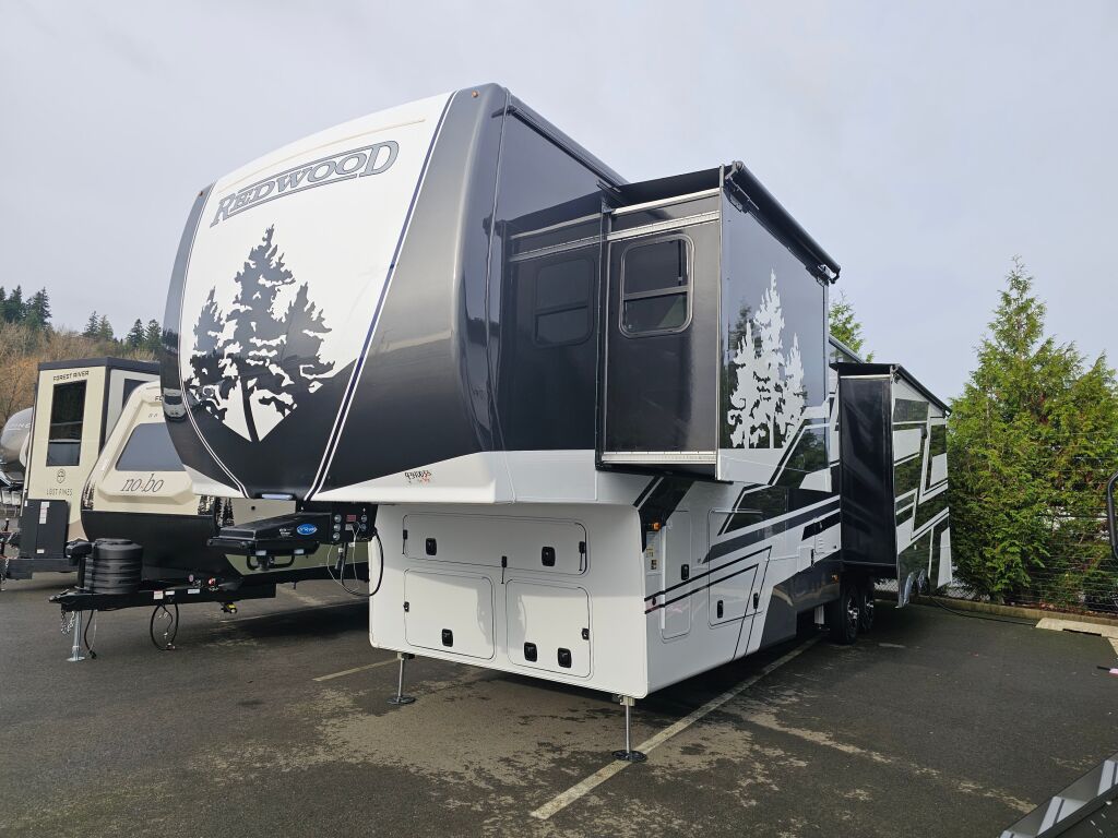 New 2026 Crossroads Redwood 371RL Fifth Wheel for sale in, Sumner Wa ...