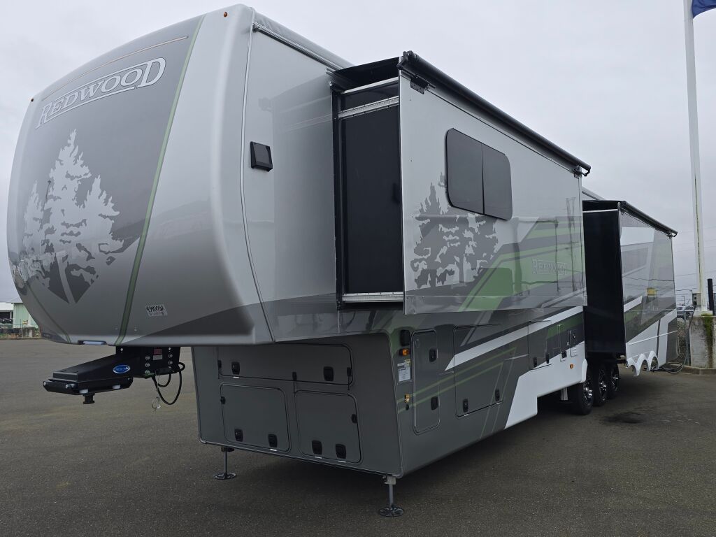 New 2026 Crossroads Redwood 412GK Fifth Wheel for sale in, Mt. Vernon ...