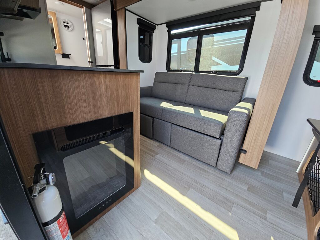New 2026 Keystone Reign 18RB Travel Trailer for sale in, Kent Wa, at ...