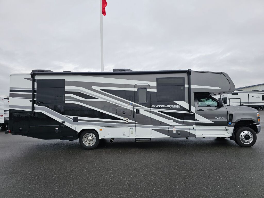 New 2026 Coachmen Entourage 320LV Class C Diesel for sale in, Kent Wa ...