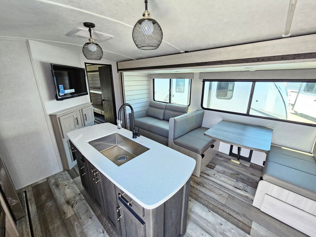 CrossRoads | Poulsbo RV, Four locations in Washington